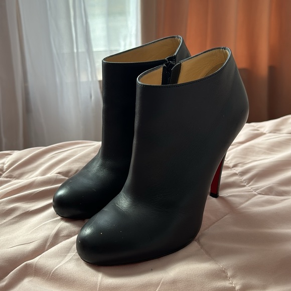 Christian Louboutin | Shoes | Christian Louboutine Shoes Size 38 | Poshmark